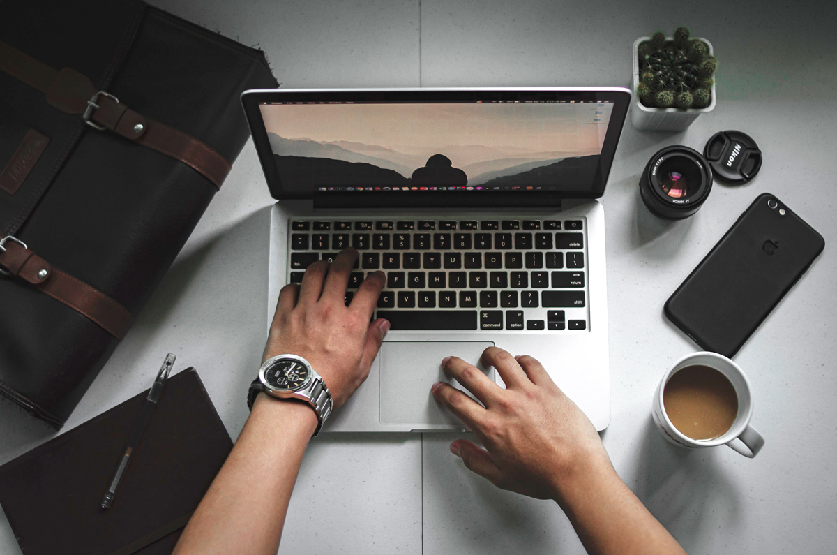 w_vs_m_use | 株式会社レジット